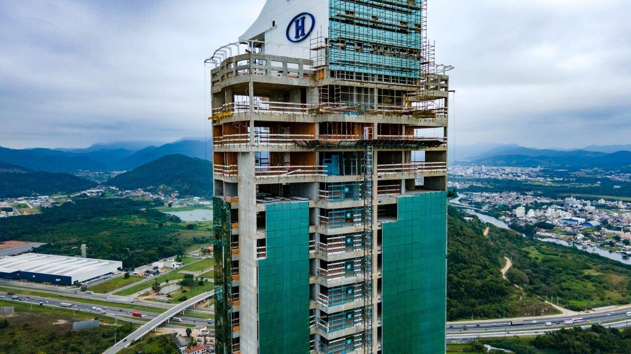 Obras ONE TOWER - Setembro 2021 - FG Empreendimentos » Notícias